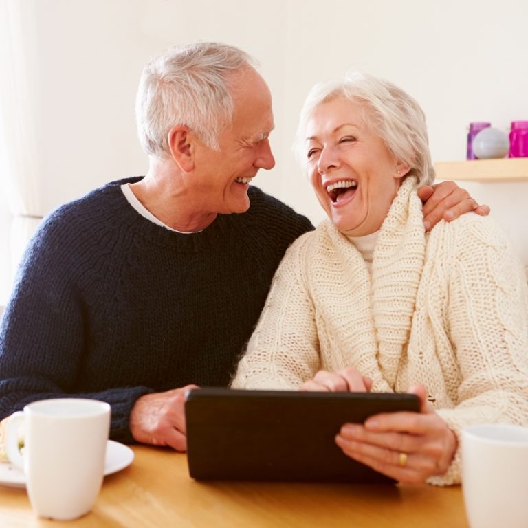 Senior Singles Dating UK – Meet Senior Companions